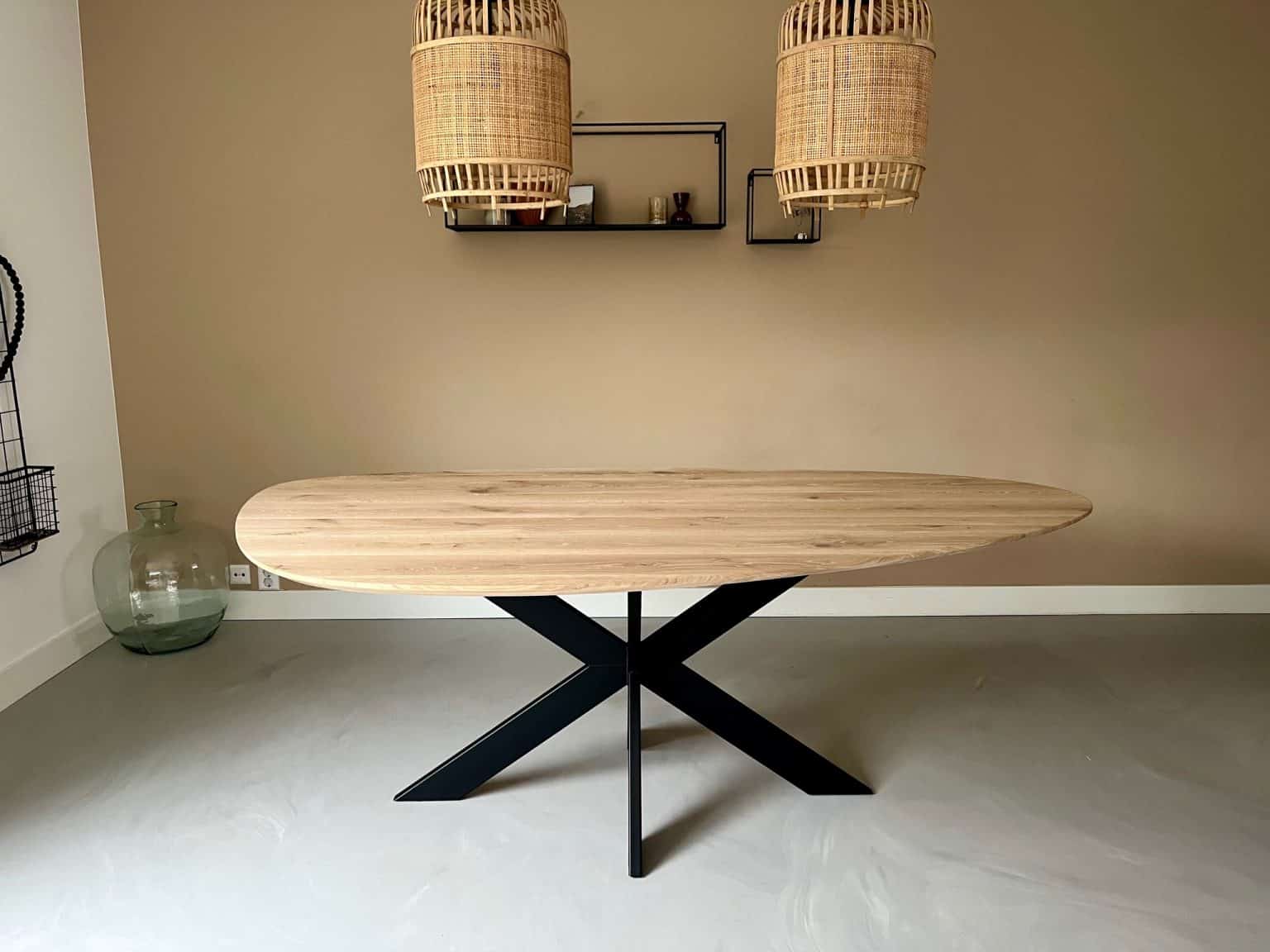 Eiken Eettafel Kiezel Vorm + Matrix Poot - Lok Living